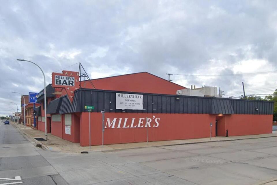 Jimmy Fallon Raves About Iconic Michigan Burger Spot - NewsBreak