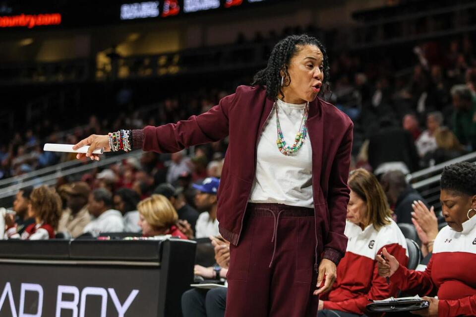 New Gamecocks Commit Kaeli Wynn Had Dawn Staley Worried Sick Over DM ...