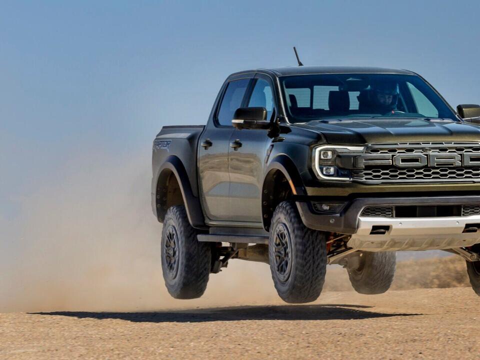 2024 Ford Ranger SuperCrew 4X4 Raptor is built for serious fun
