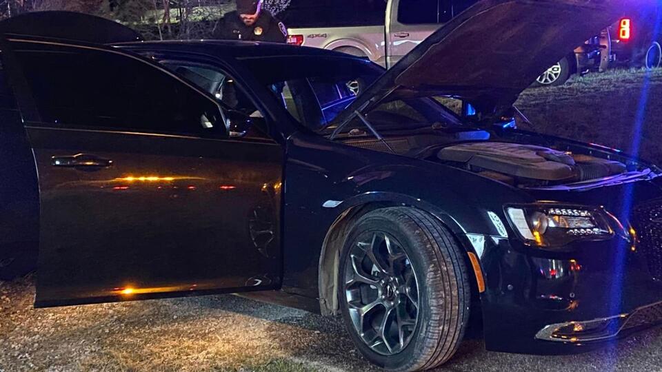 100+ mph chase ends in crash, recovered weapons, one in custody - NewsBreak