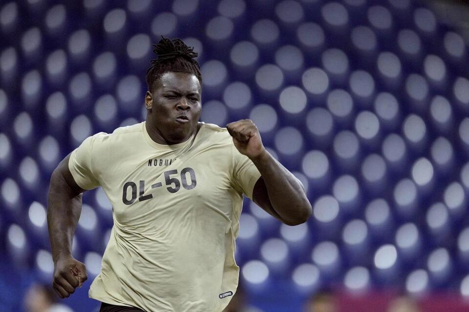 Bengals take OT Amarius Mims in the NFL draft as Cincinnati seeks ...