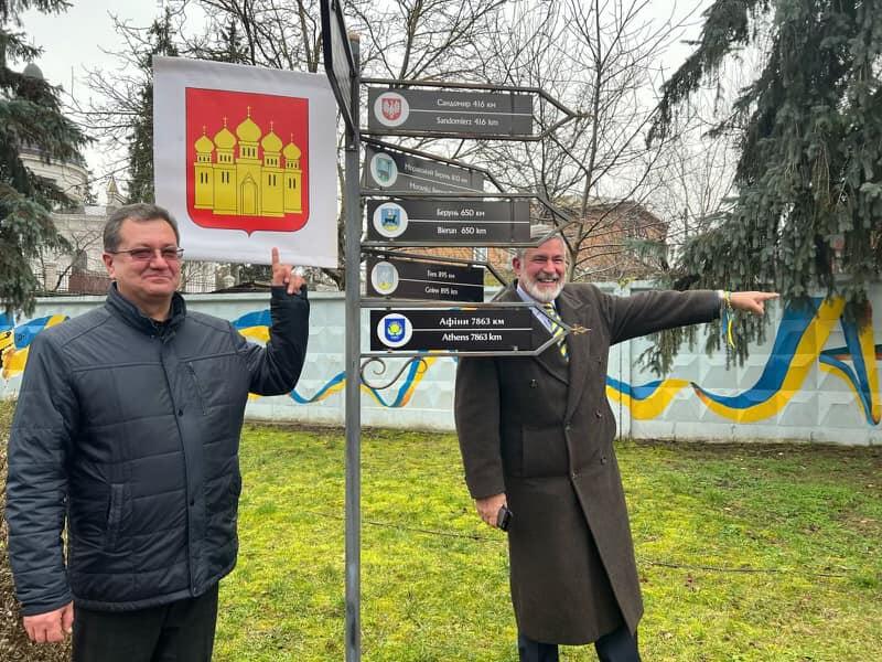 ‘They’re all in.’ Athens mayor represents Ohio on Ukraine sister-city ...