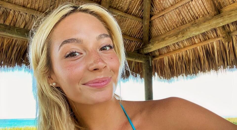 Everyone Can’t Stop Talking About College Basketball Star’s Stunning ...