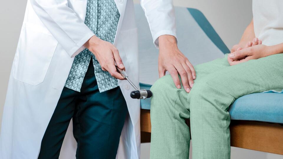 Chronic Inflammatory Demyelinating Polyneuropathy vs. Guillain-Barré ...