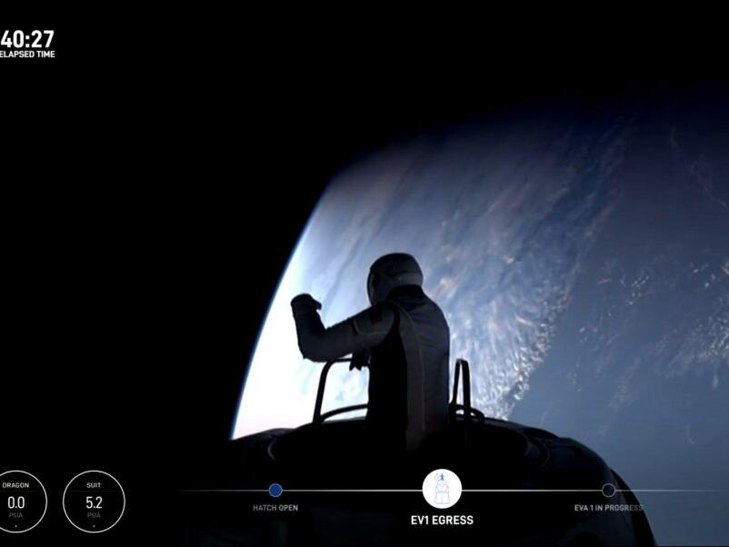 Polaris Dawn crew successfully completes first-ever private spacewalk