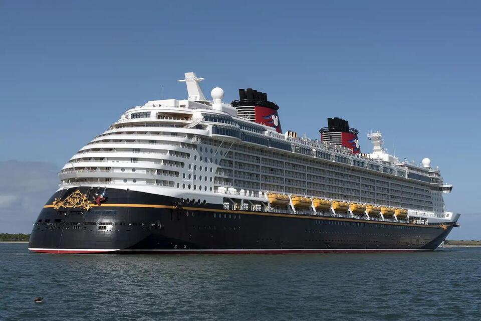 Girl Who Fell from Disney Cruise Ship Was Allegedly Encouraged by Mom ...