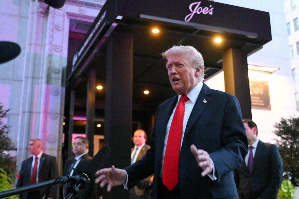 'It's not my signature': Trump says about alleged Epstein 'birthday book' letter - NewsBreak
