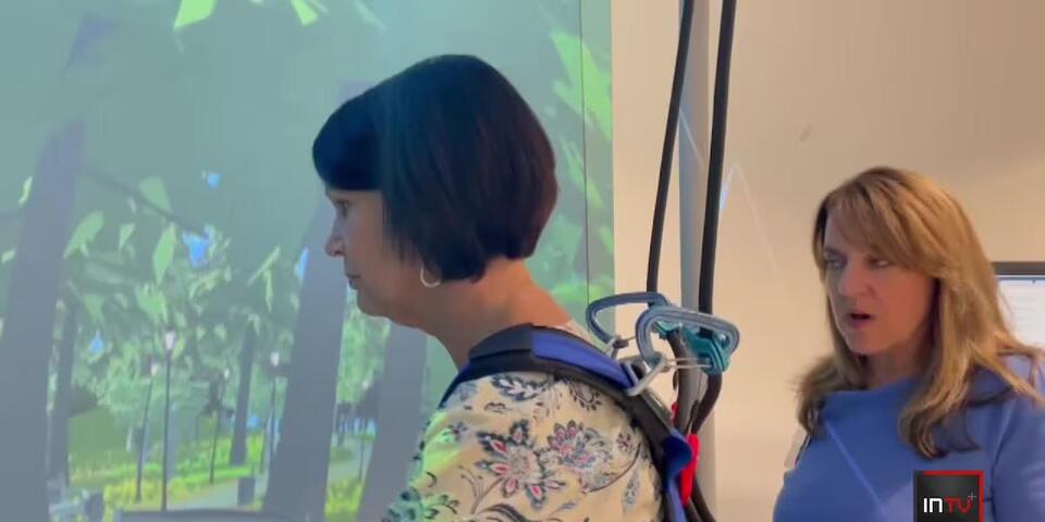 How full-body virtual reality therapy is helping patients with types of vertigo - NewsBreak