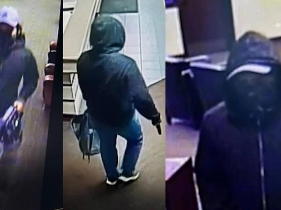FBI searching for suspect after armed bank robbery in Elmhurst