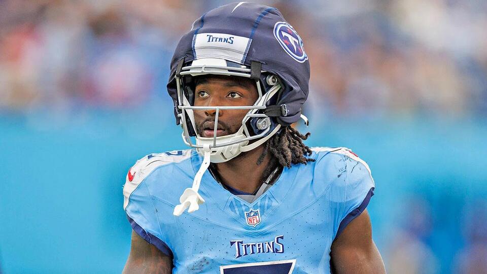 Fantasy Football Week 4 Waiver Wire: Tre Tucker, Ollie Gordon, Tyjae Spears, Ayomanor plus more ...