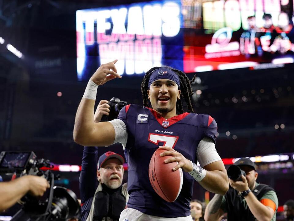 Cj Strouds Historic Nfl Playoff Game Leads To Incredibly Rare Moment