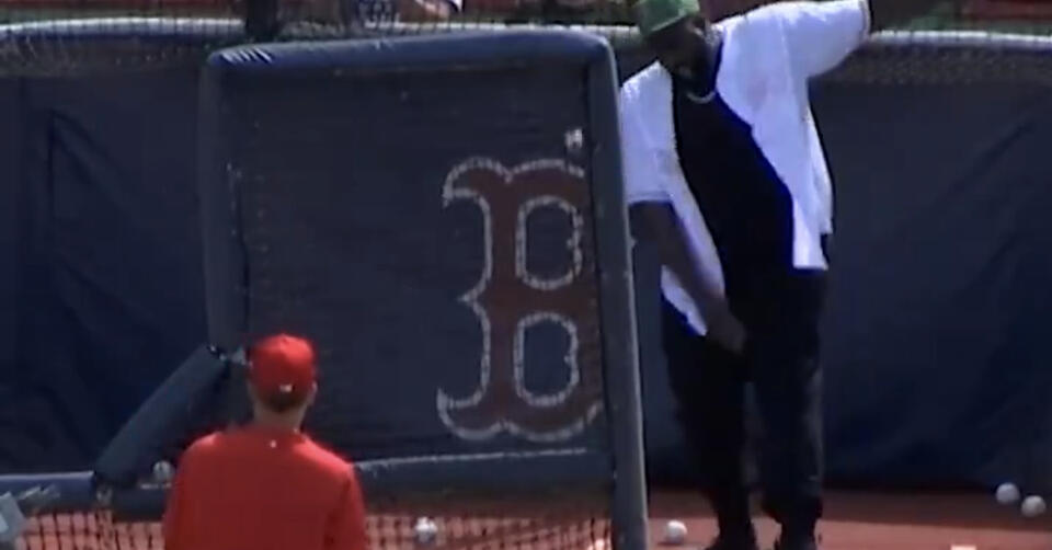 Kendrick Perkins took the funniest batting practice imaginable with Red ...