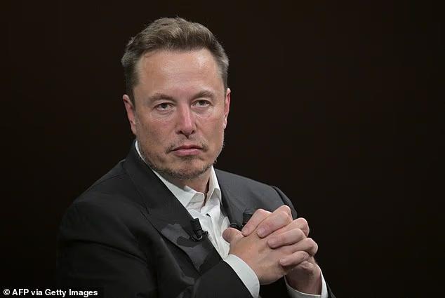 New front in the war between Musk and Bezos, and air travel will ...