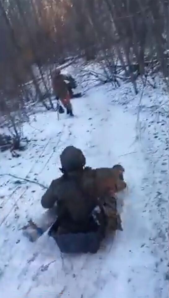 Dramatic footage shows sledging North Korean soldier being blown up by ...