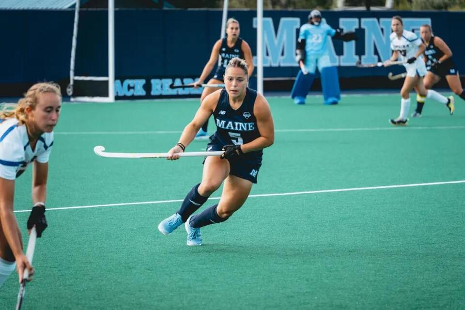 UMaine field hockey beats Hofstra to win 3rd in a row - NewsBreak