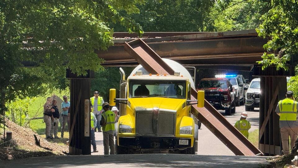 Railroad bridge in Fayette County reopens after collapse, officials say ...