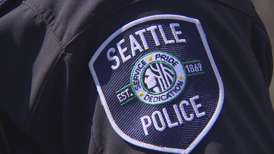 Four female officers file $5 million claim, accusing top Seattle police ...