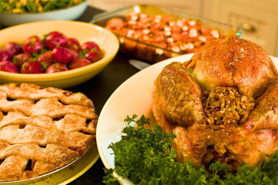 Annual Free Thanksgiving Dinner in Downtown Loveland, Colorado - NewsBreak