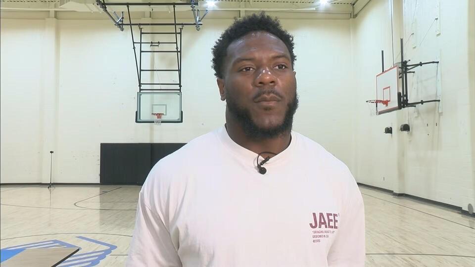 Zaire Franklin’s Tackles for Hunger campaign feeds Indianapolis youths ...