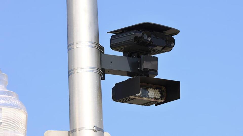 New Chicago speed cameras are driving a surge in tickets - NewsBreak