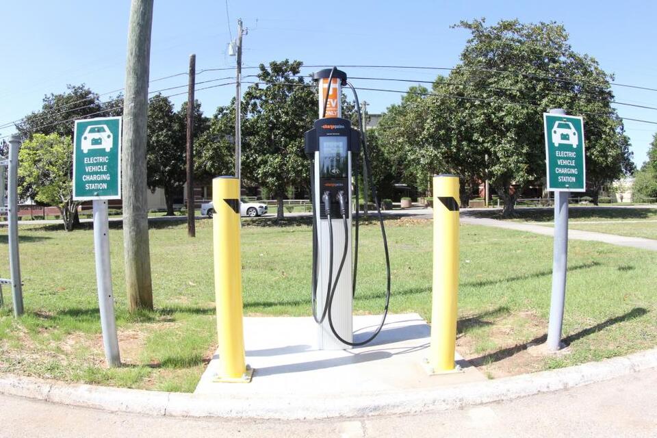 PA Convenience Stores Becoming Go-To EV Charging Stops - NewsBreak