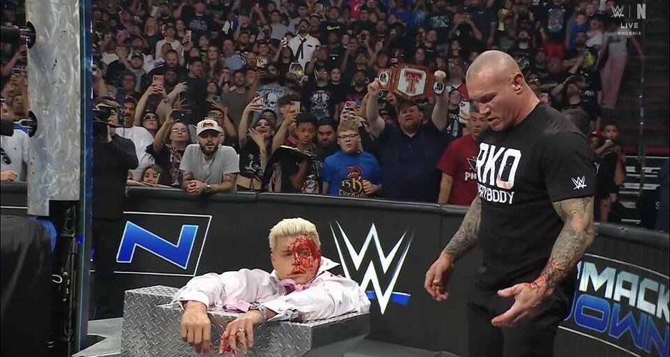 Randy Orton Snaps On Cody Rhodes, Leaves Him Bloody On SmackDown ...