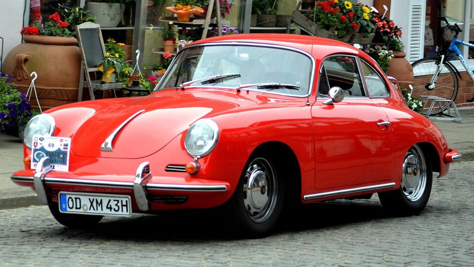 The Top 10 Cars With The Highest Record Mileage In History & 10 Tips To ...