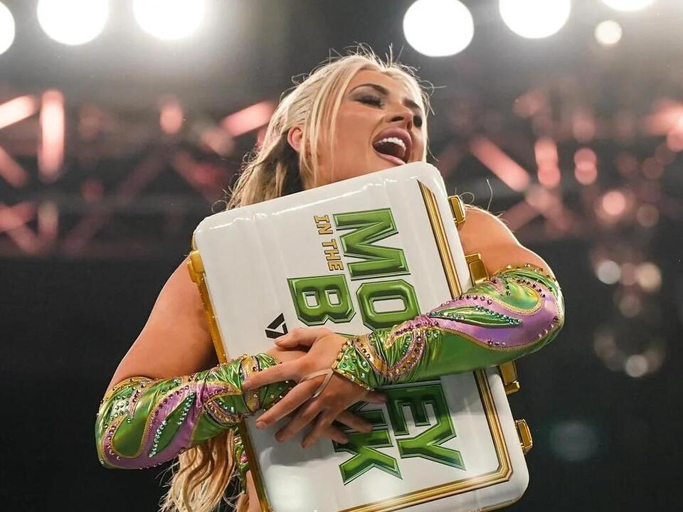 Tiffany Stratton Teases MITB Cash-In For RAW On Netflix, Rhea Ripley ...