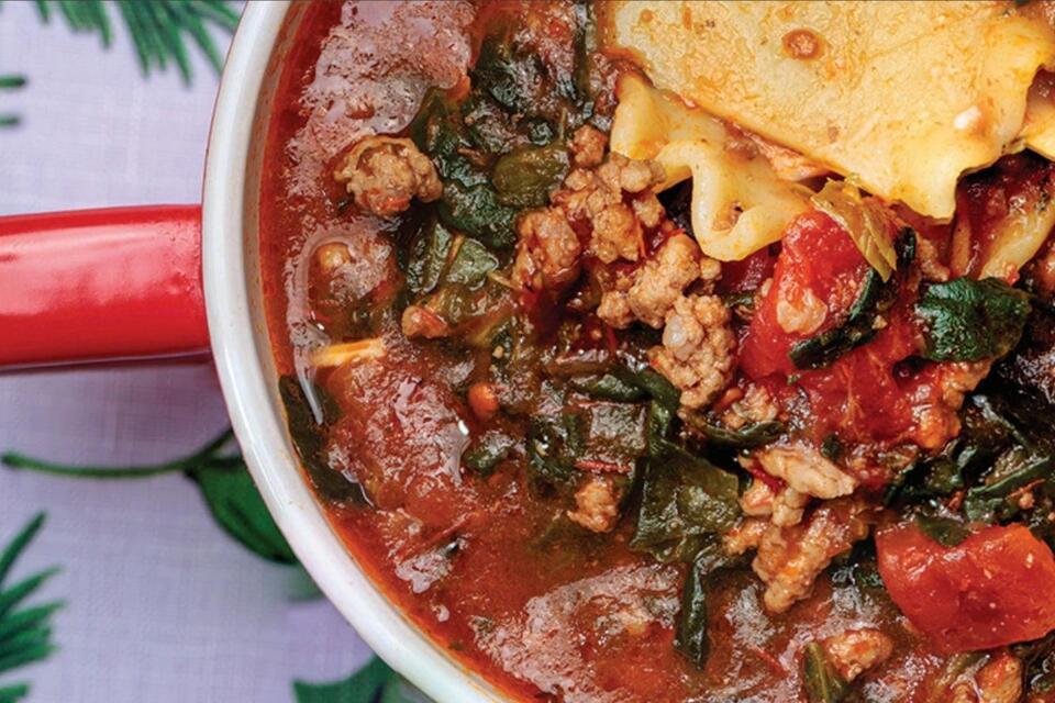 Warm Up With This Easy, Delicious, & Cheap Lasagna Soup Recipe - NewsBreak