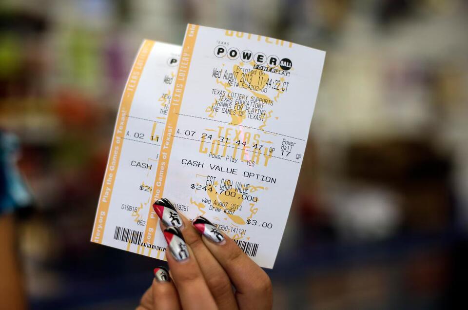 3 winning Powerball tickets sold in Massachusetts - NewsBreak