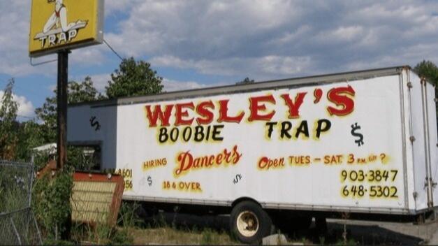 Wesley's Boobie Trap: Last Call Over for Infamous Landmark in Alabama ...