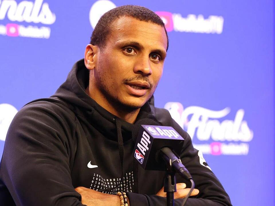 Boston Celtics coach Joe Mazzulla uses UFC fights to motivate his team ...