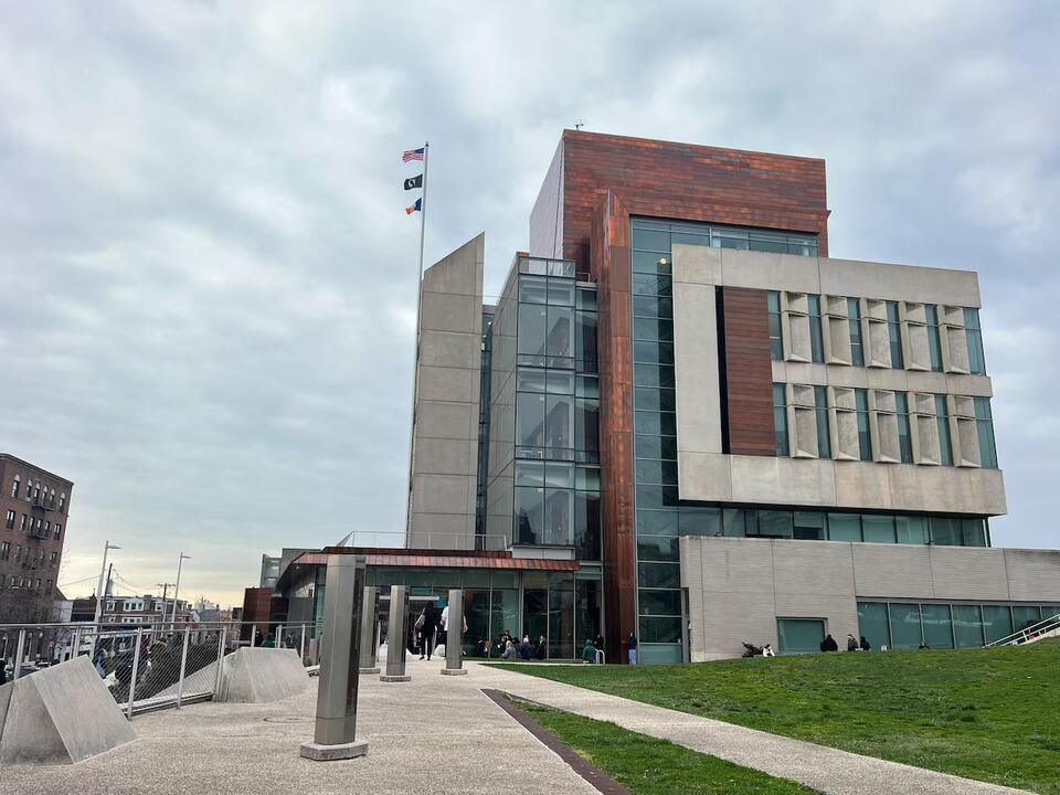 Stick-up artist, 62, headed back to prison after CVS hit on Staten Island