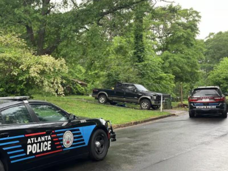 Police investigate home invasion, shooting in southeast Atlanta