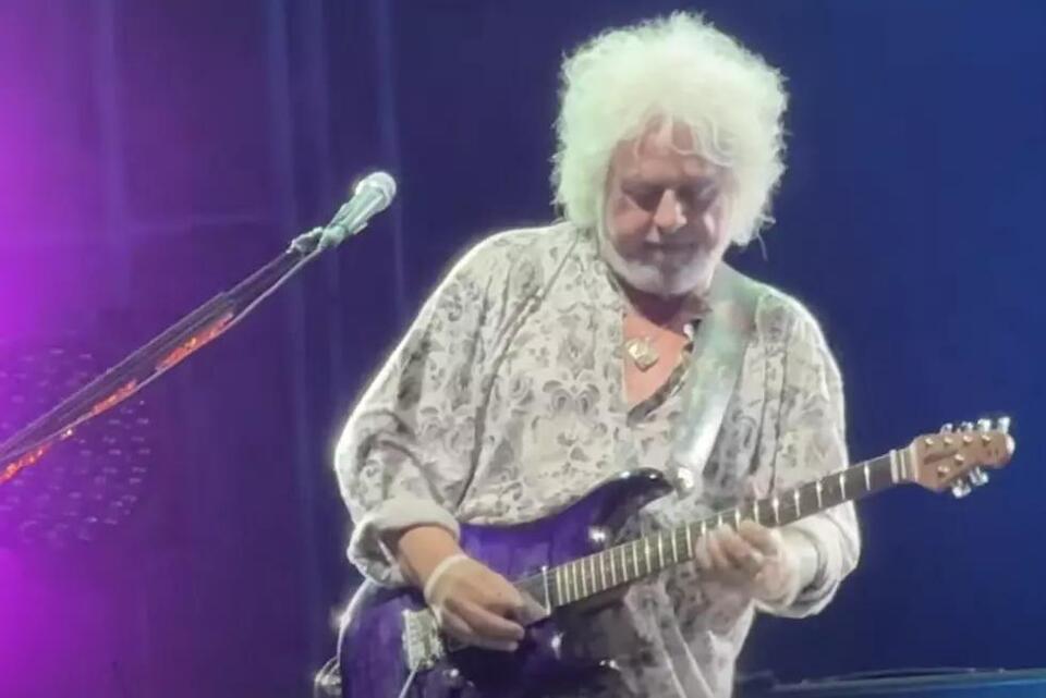 Toto, Men at Work and Christopher Cross Launch 2025 Tour: Set List ...