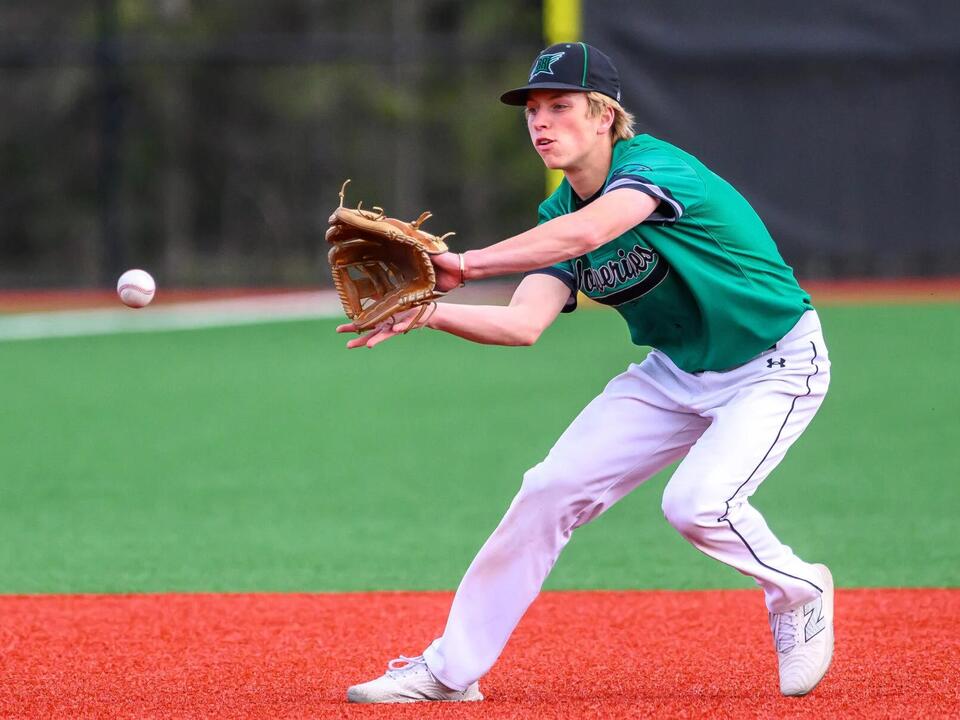 Rock Ridge baseball holds on for 11-6 win over Deer River