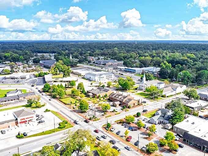 The Peaceful Town In Georgia Where Rent Is 35% Cheaper Than The ...