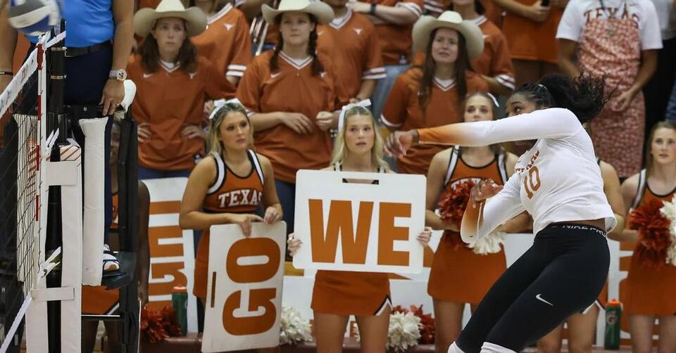 No. 1-seeded Texas volleyball’s NCAA run ends in the Elite Eight after ...