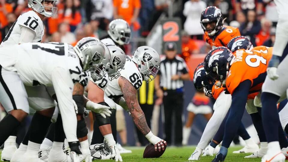 Broncos vs. Raiders prediction, odds, spread, injuries, trends for NFL Week 18 - NewsBreak