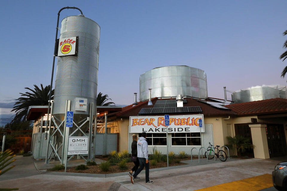 Owners of Brewsters Beer Garden take over former Bear Republic taproom ...