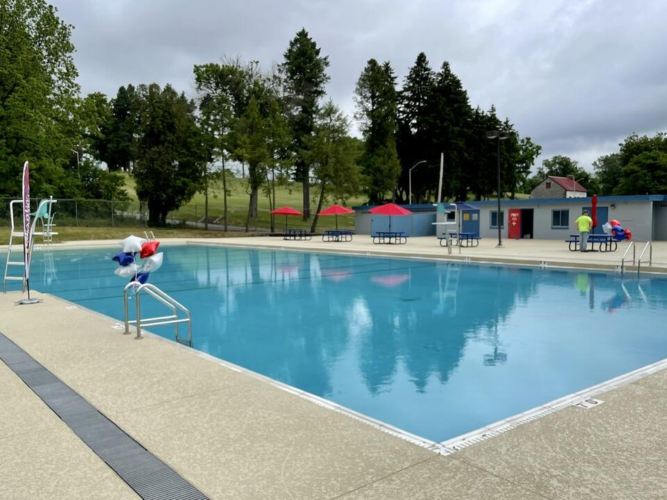 Schlegel Park Pool opens for 2024 Season with upgraded water ...