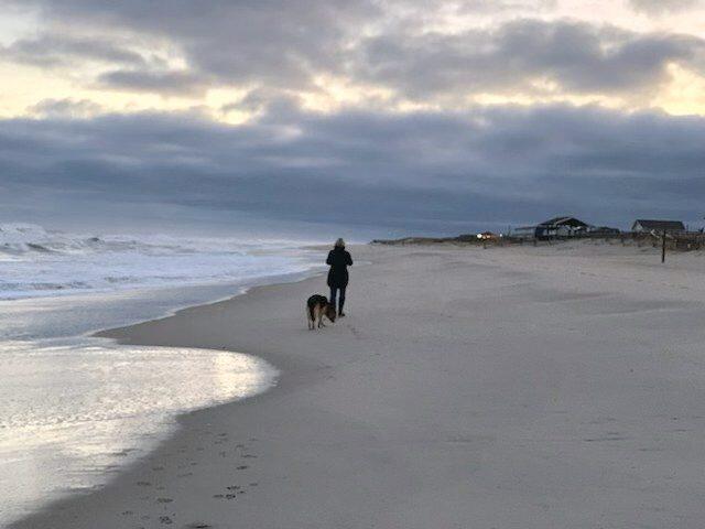 Winter Time in a Summer Town Has Its Charms - NewsBreak