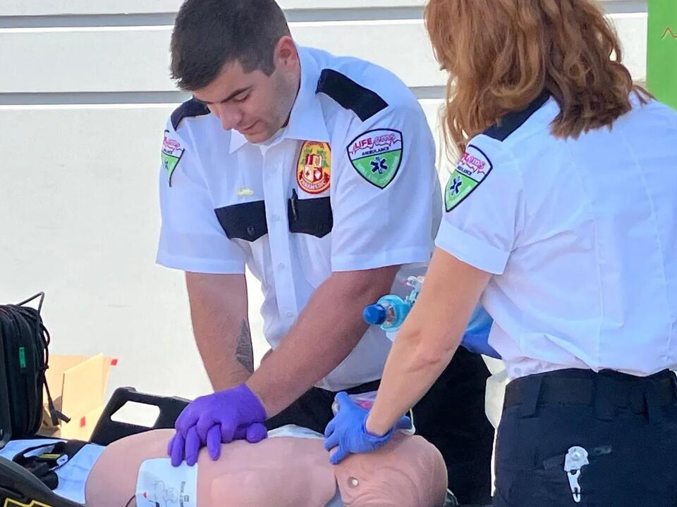 Life EMS to become nation's first provider to use Stryker's 'next gen' defibrillator