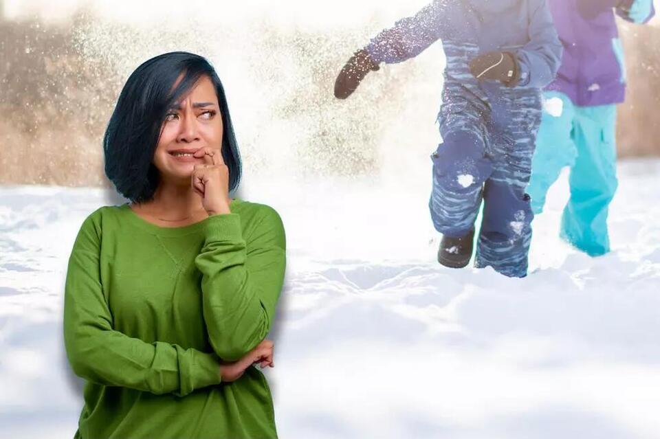 Illinois Parents, How Cold Is Too Cold for Kids Outdoors? - NewsBreak