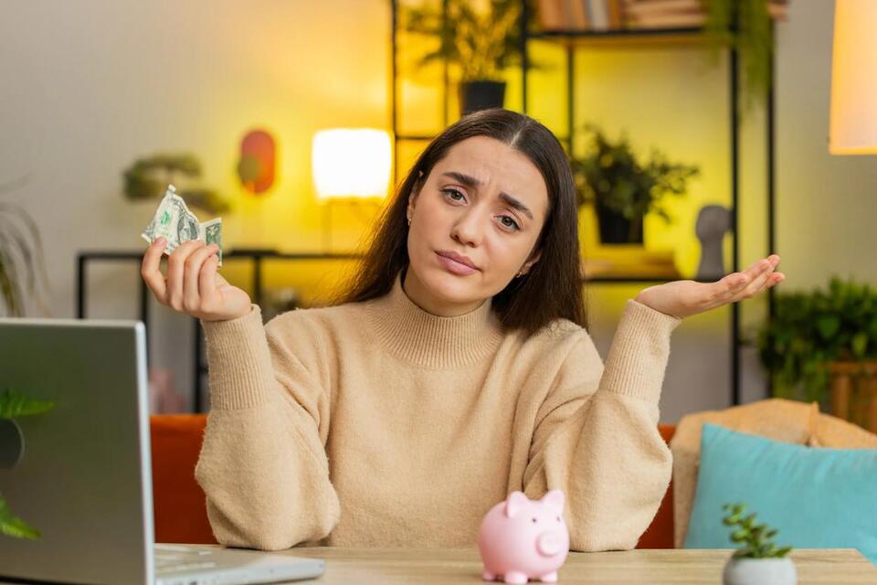 10 Money Moves That Look Smart but Lead to Regret - NewsBreak