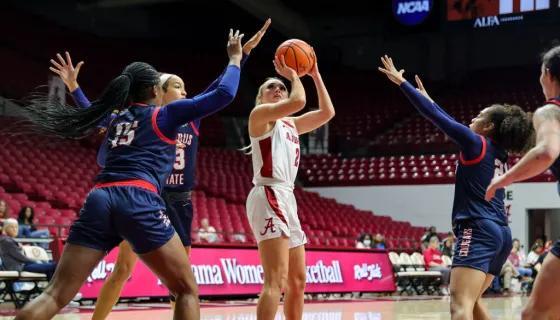 Chloe Spreen Commits to Indiana Women’s Basketball - NewsBreak