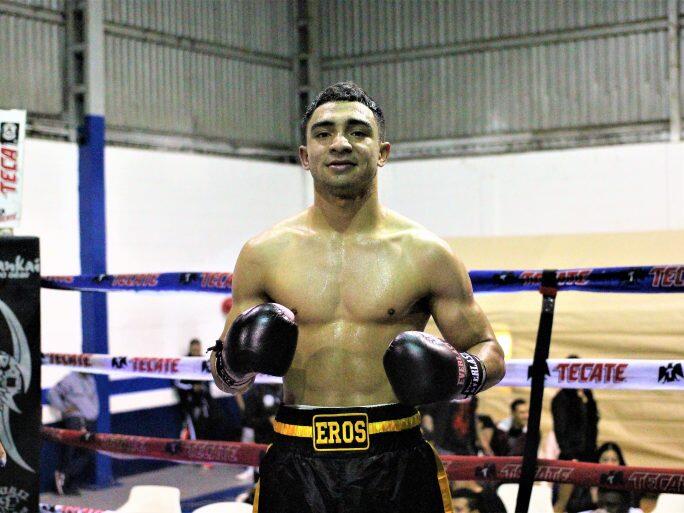 Eros Correa signs deal with ProBox TV, will fight Walter Santibanes on ...