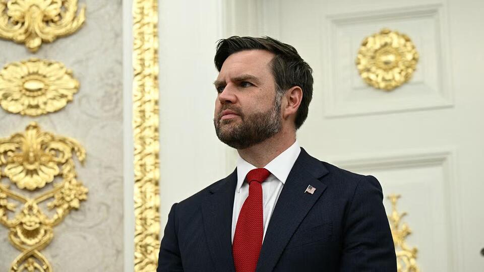 Vance to meet with Indiana lawmakers amid redistricting talks - NewsBreak