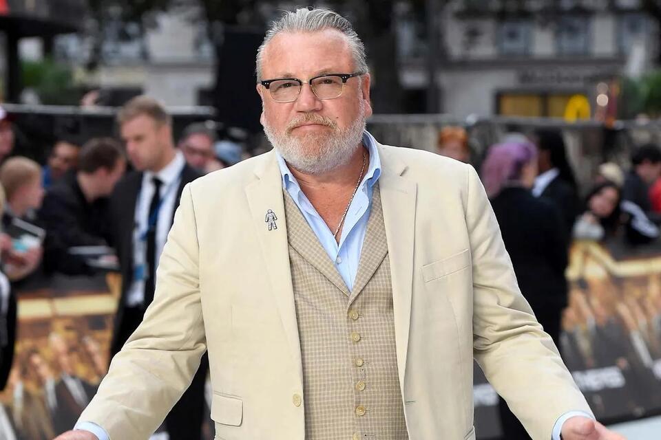 ‘Black Widow’ Actor Ray Winstone Compares Working With Marvel To “Being ...