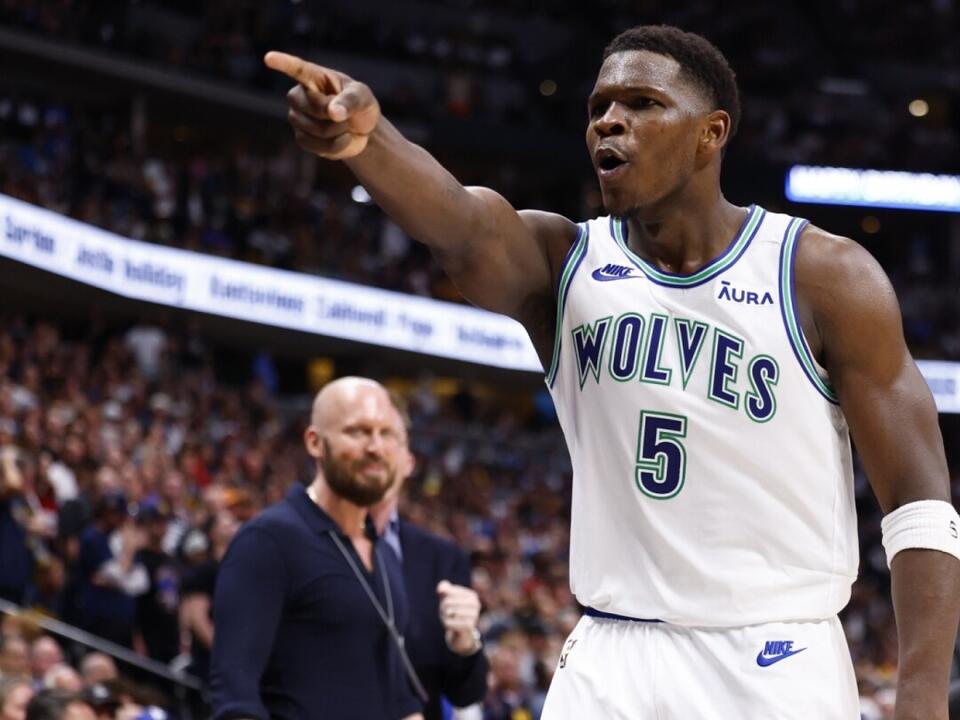 Timberwolves come back from 20 down in second half to dethrone Nuggets ...